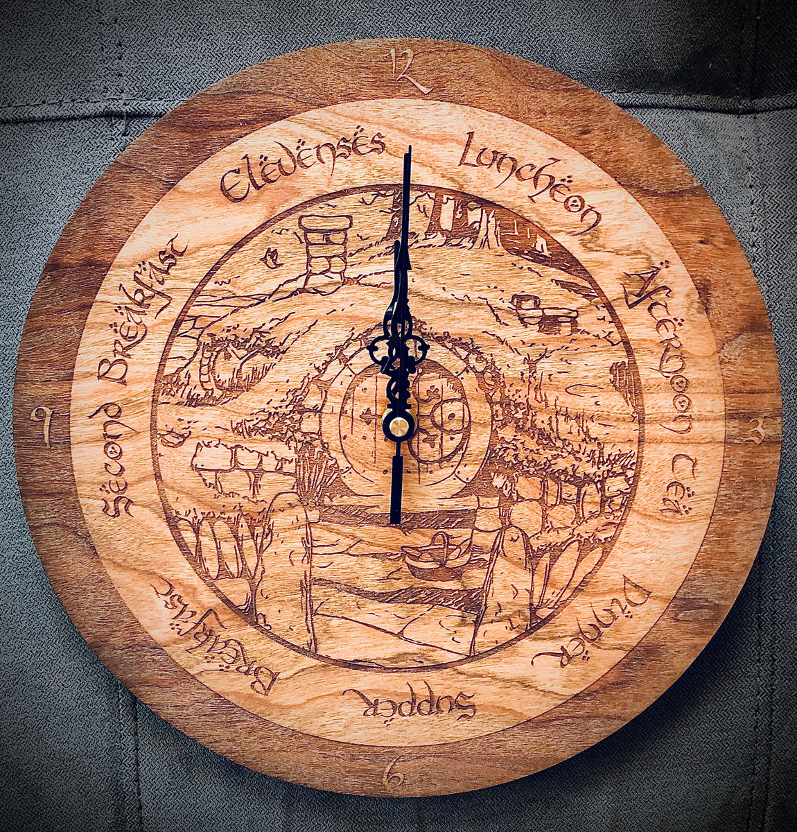 Shire Hobbit Clock in cherry wood – WoodLeon